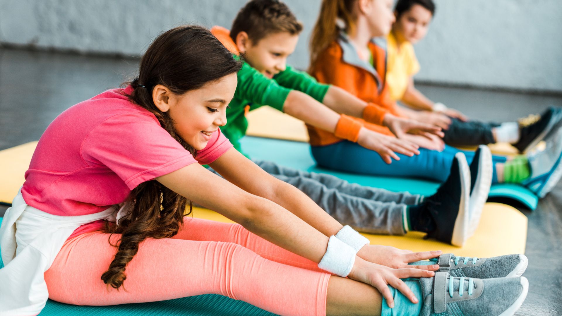 【中学生向け】野球選手に必要な股関節の柔軟性を上げるストレッチメニュー3選 | ブログ | Athleteworks（アスリートワークス）